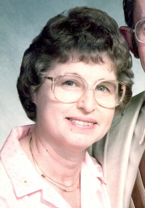 Barbara Lewandowski's Instagram, Twitter & Facebook on IDCrawl