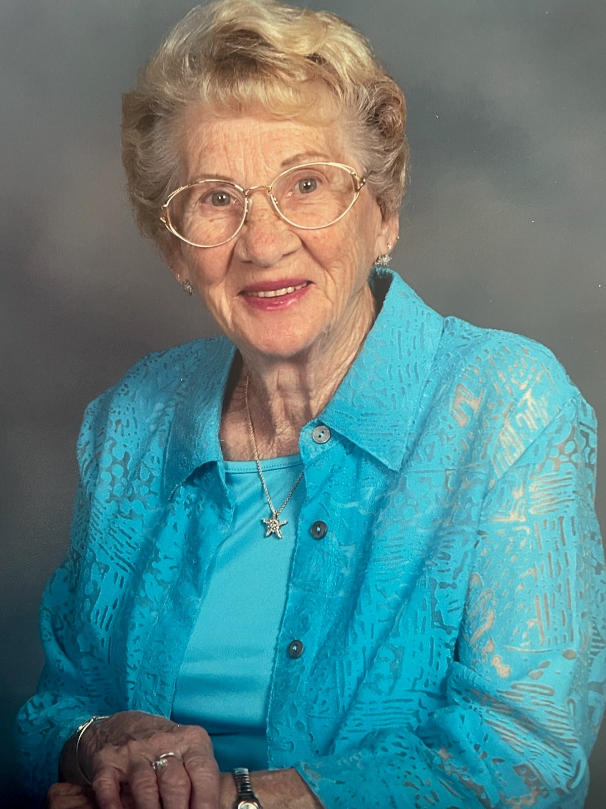 Elaine Kerr Obituary - Kansas City, MO