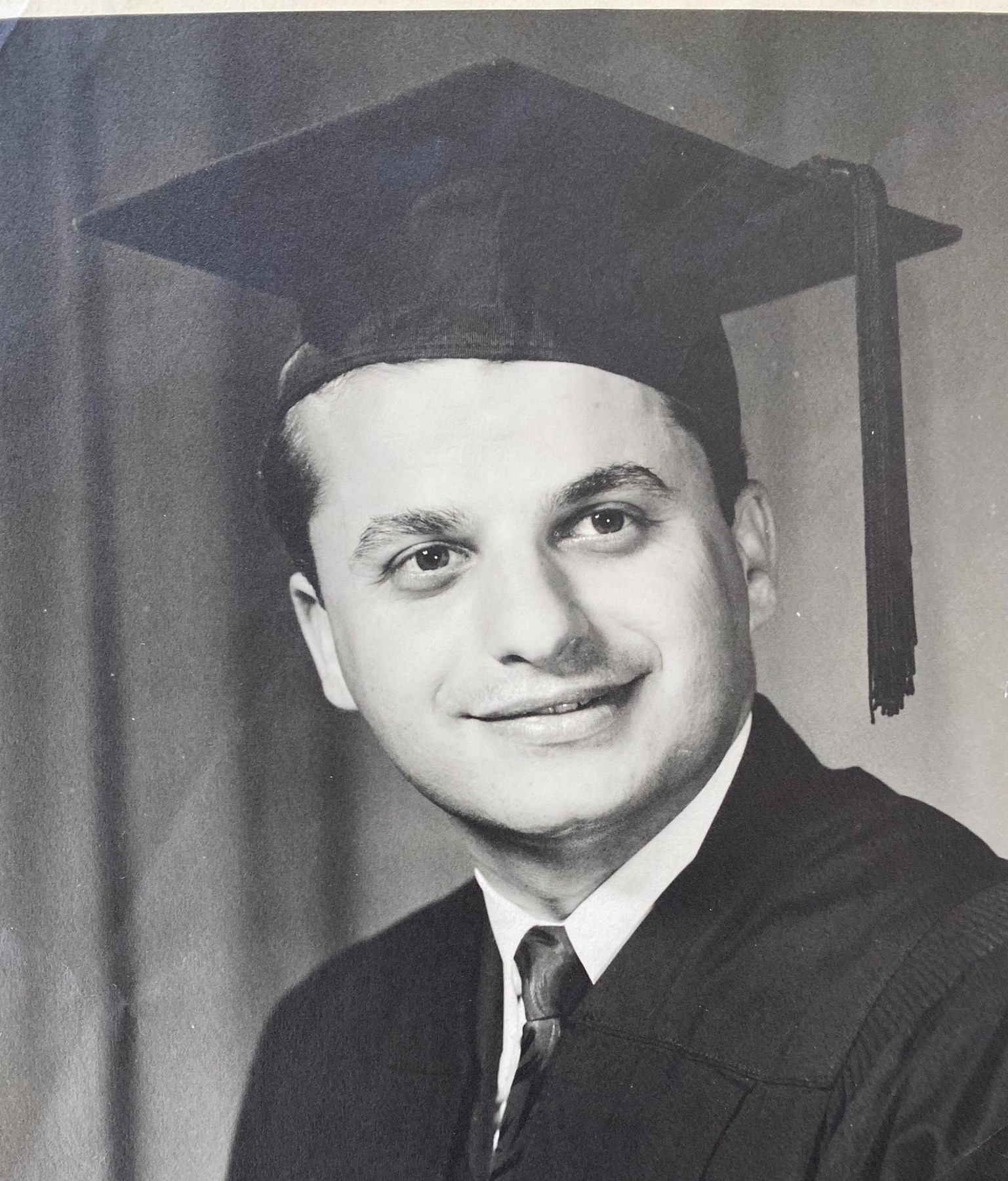 Dr. Earnest Poulos Obituary - Mayfield Heights, OH
