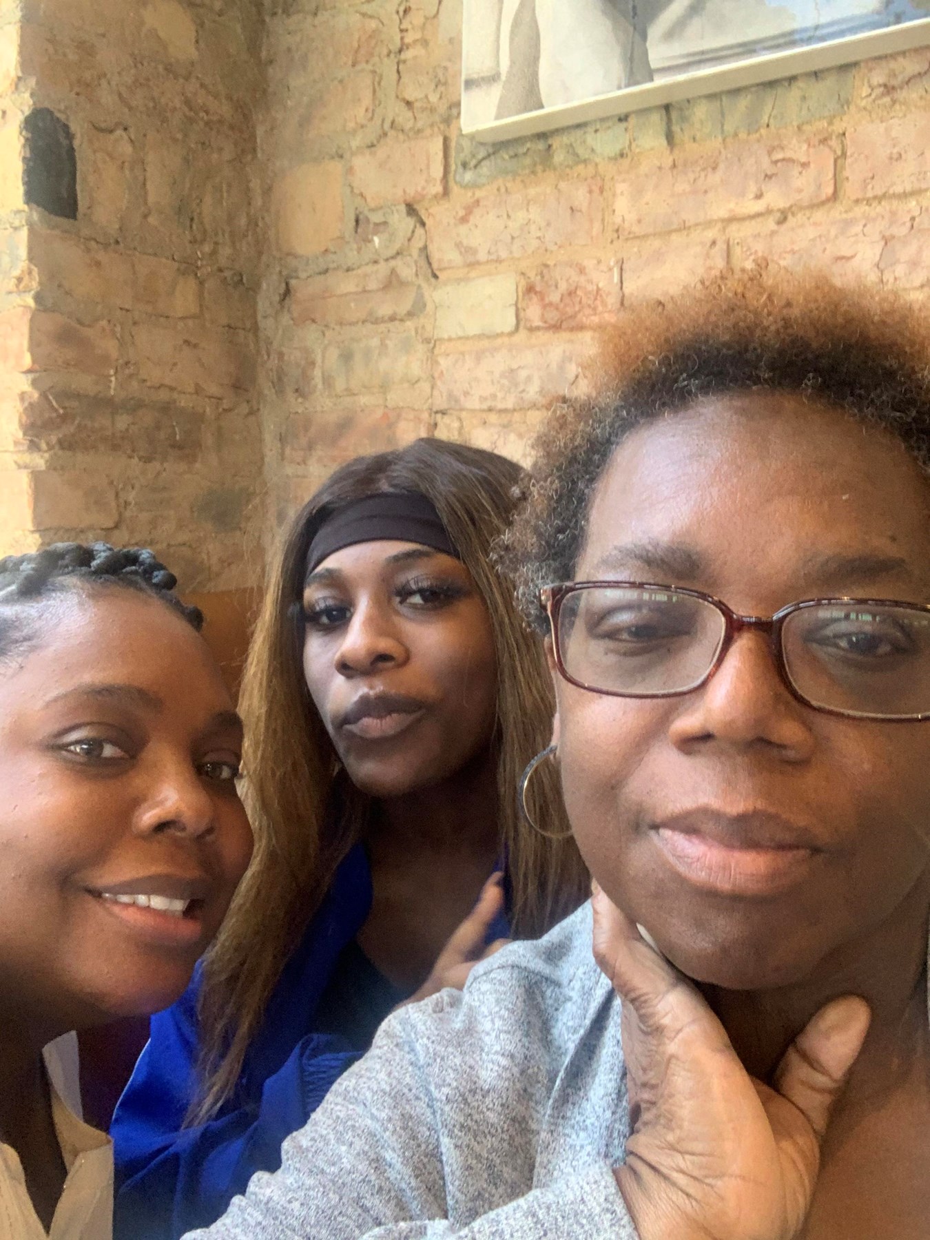 Gloria Brooks's Instagram, Twitter & Facebook on IDCrawl