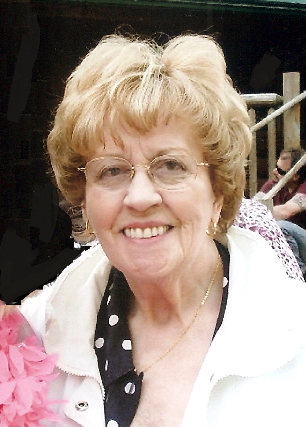 Lillian Elizabeth McNeilly Obituary - Burnaby, BC