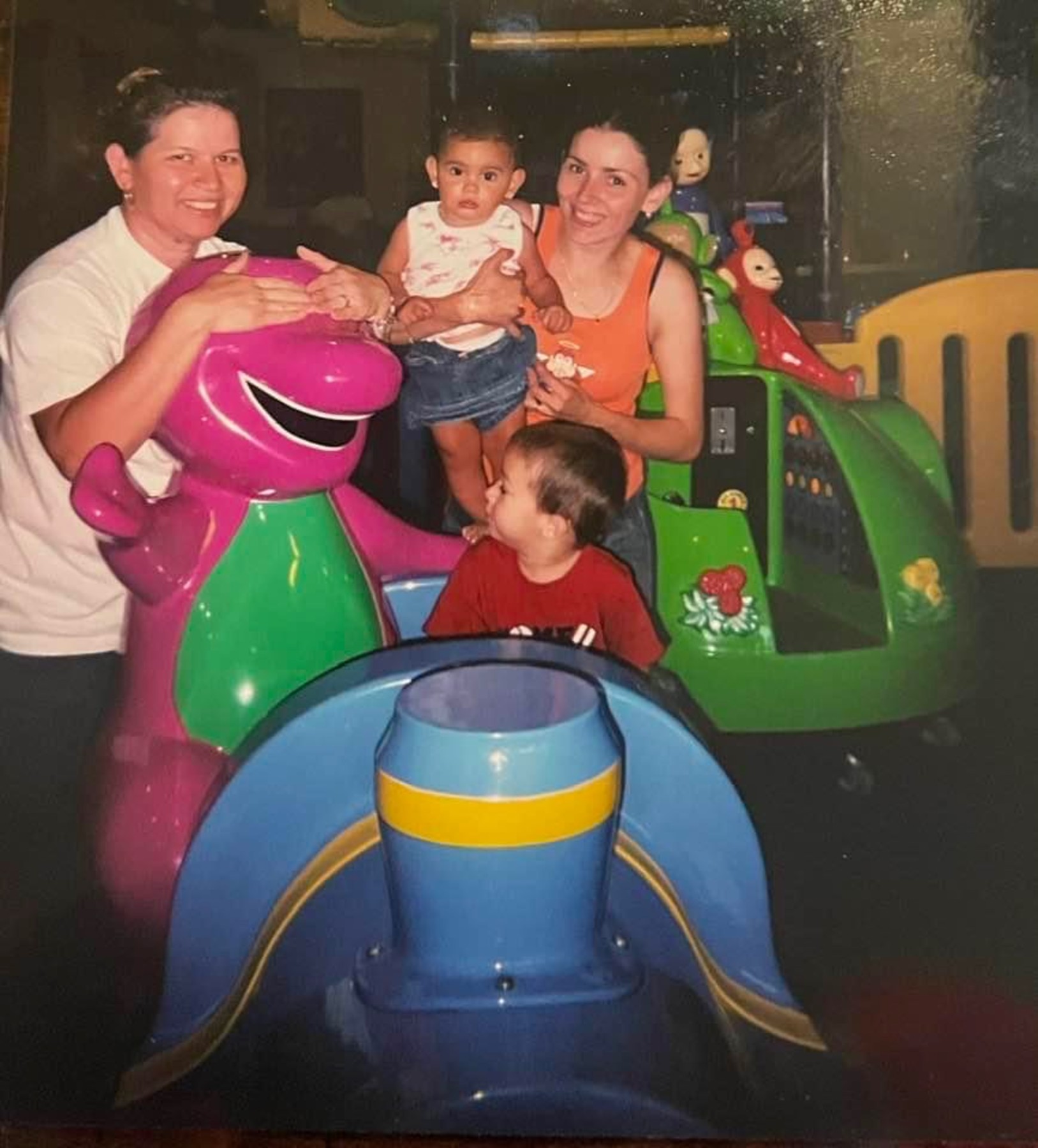 Barney Ride Chuck E Cheese