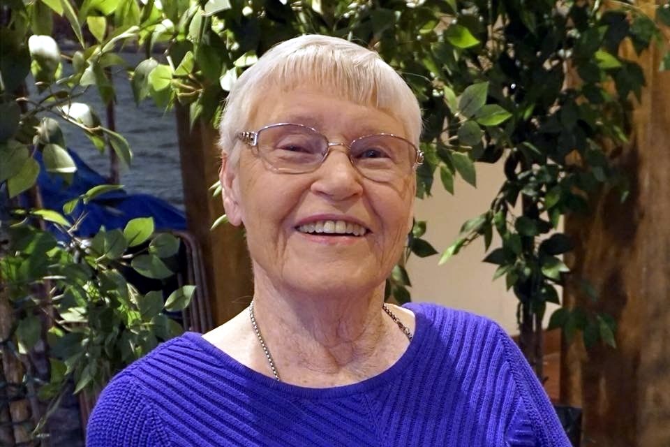 Leona Chrestman Obituary - Olive Branch, MS