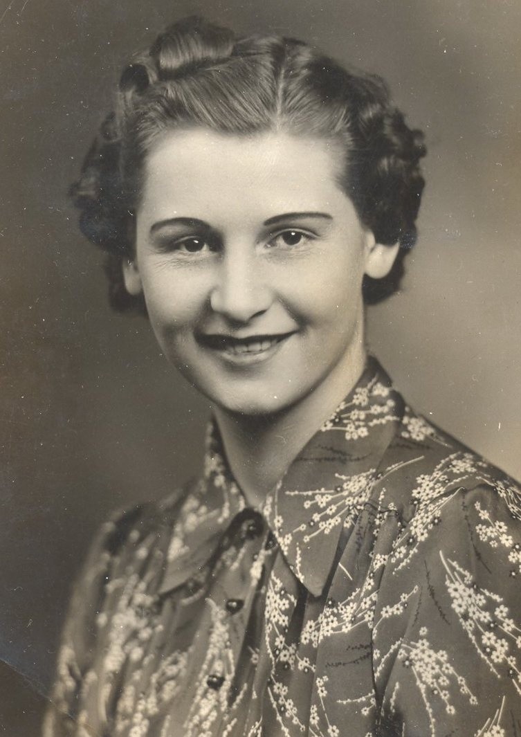 Emma Fischer's Instagram, Twitter & Facebook on IDCrawl