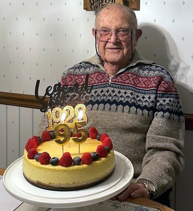 Roy Bascomb Obituary - Clemmons, NC