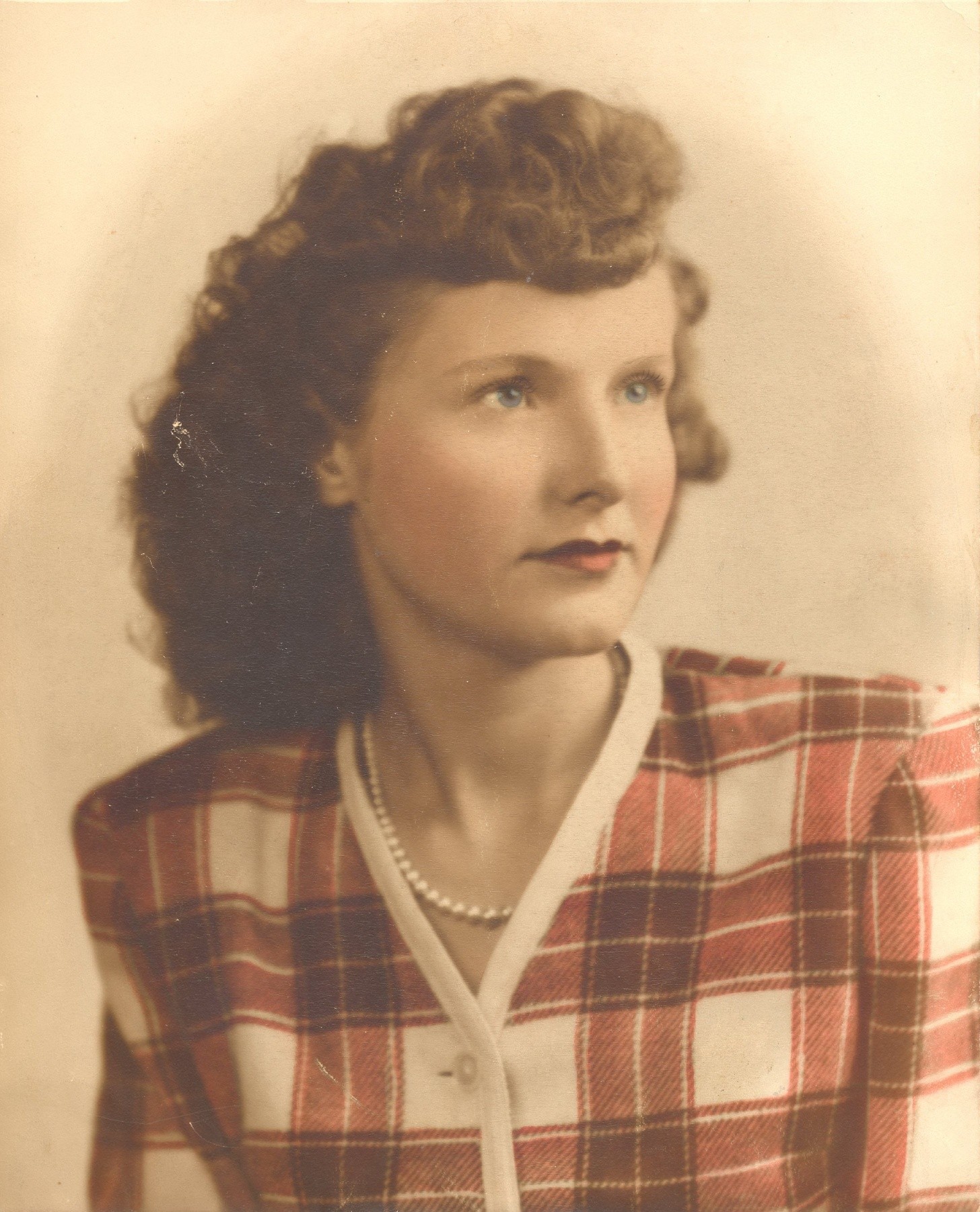 Geraldine Everett's Instagram, Twitter & Facebook on IDCrawl