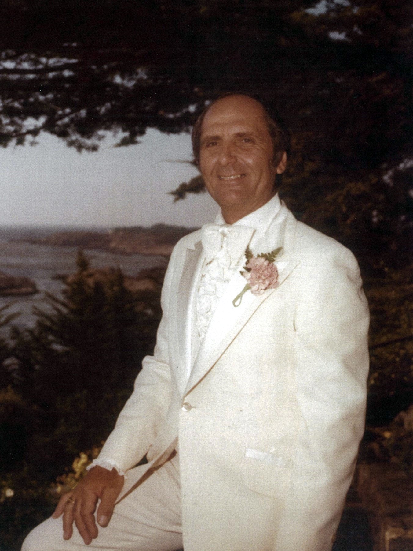 Rodolf Angone Obituary - Bakersfield, CA