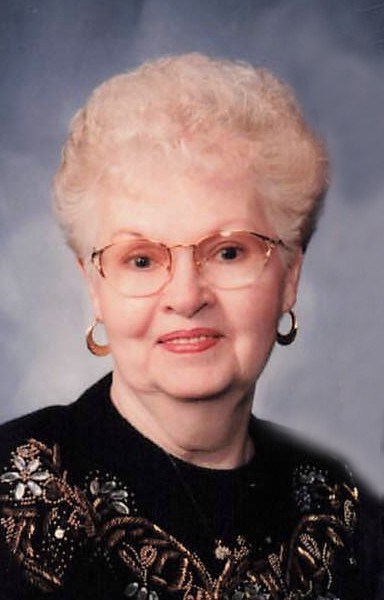 Lucille Benker Obituary - Pekin, IL
