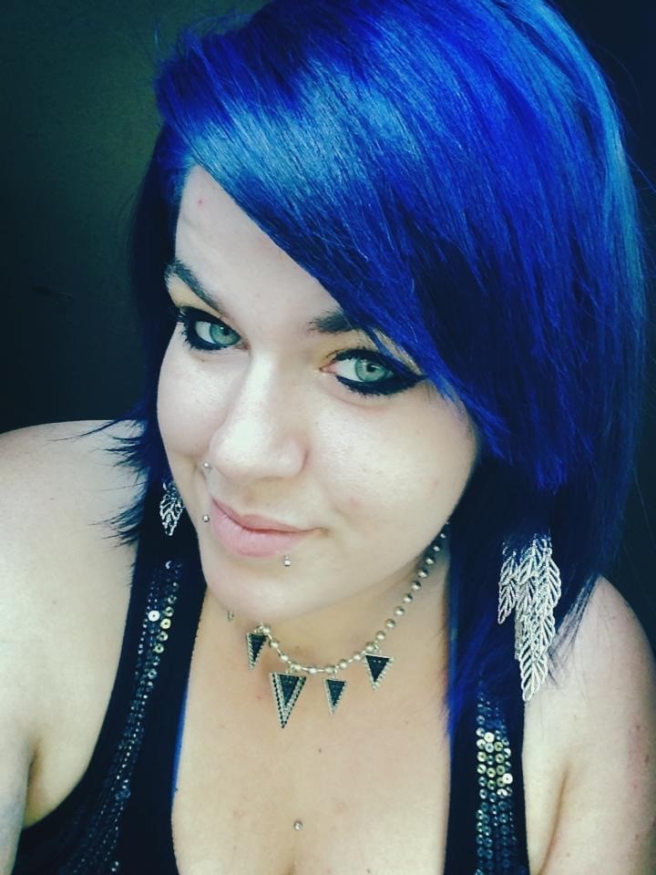 2022 Emo Girl Selfie