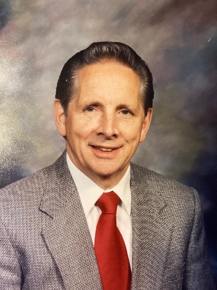 Kenneth Oliver Sutton Obituary - St. Clair Shores, MI - Share Memory