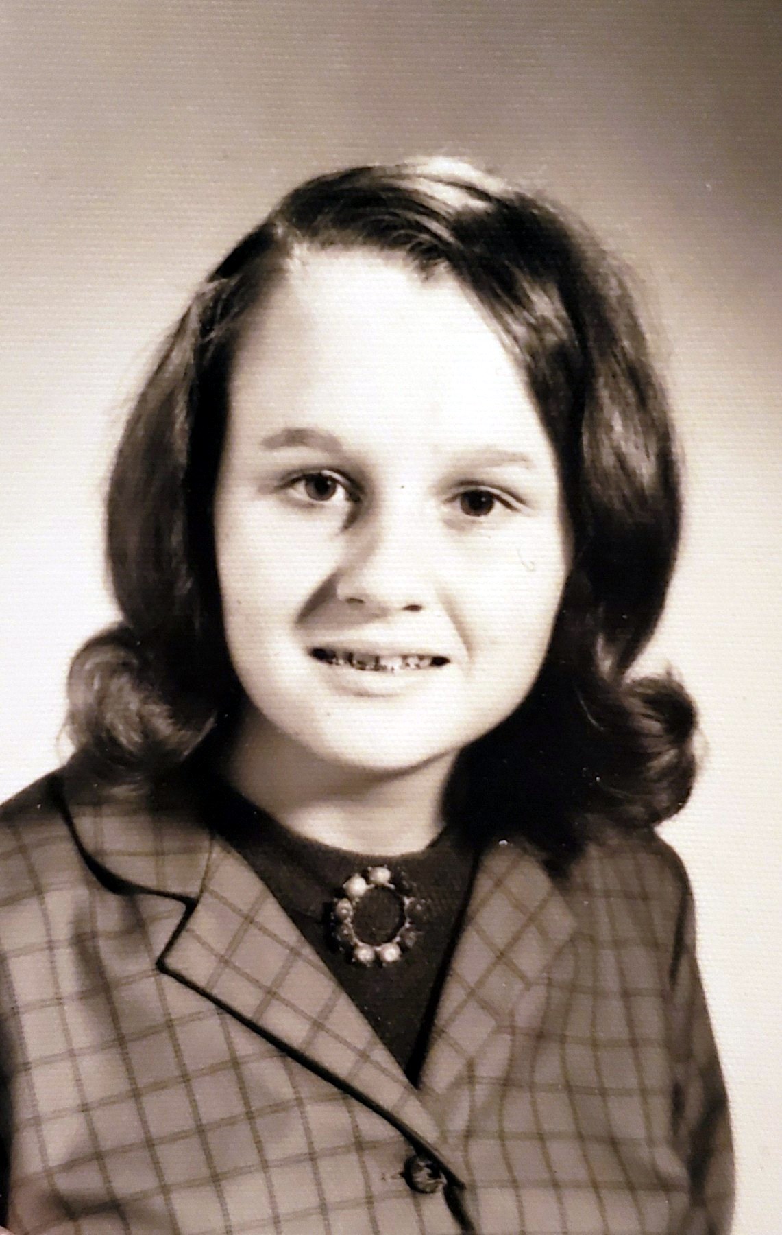 Lynne Daniels's Instagram, Twitter & Facebook on IDCrawl