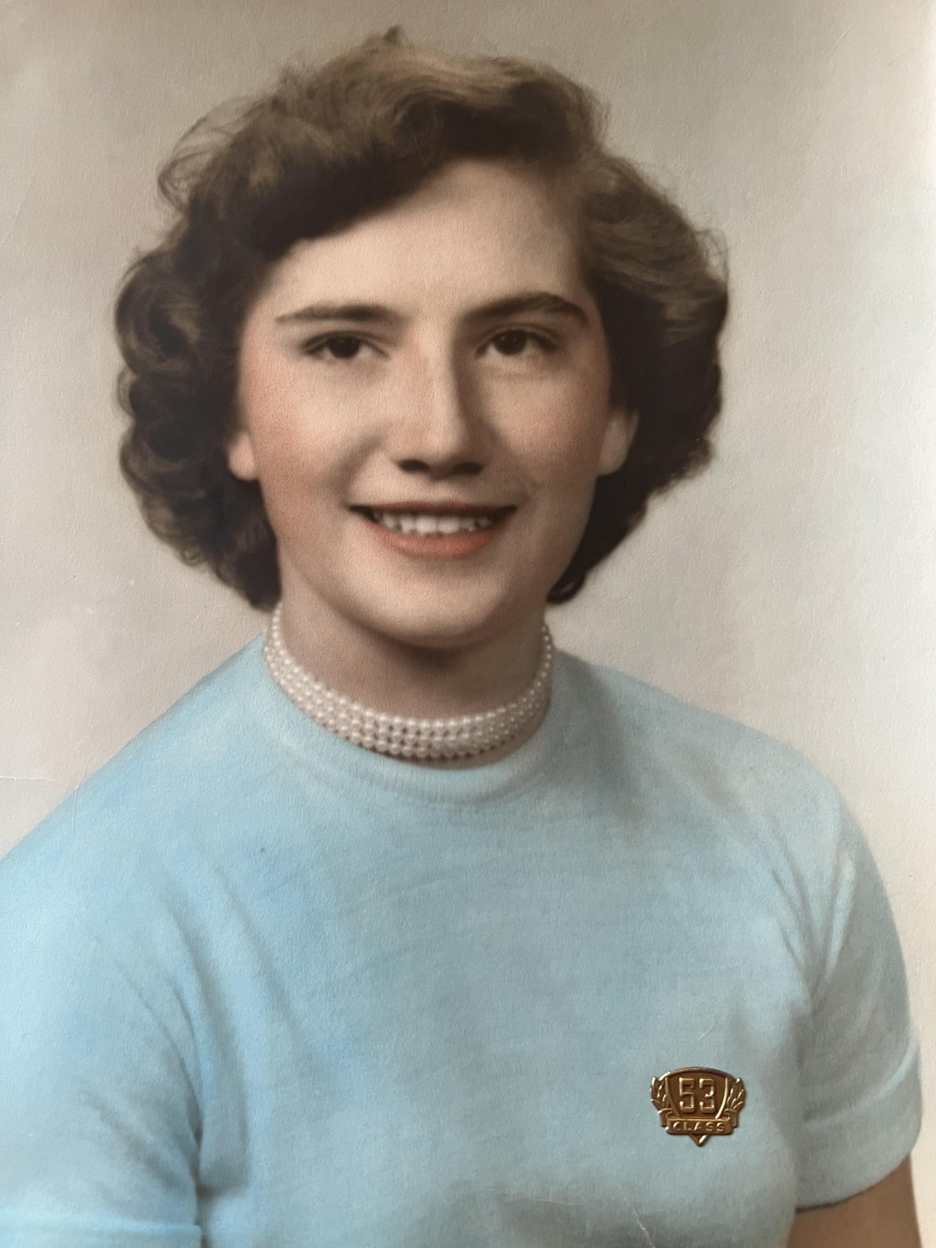 Maxine Harding's Instagram, Twitter & Facebook on IDCrawl