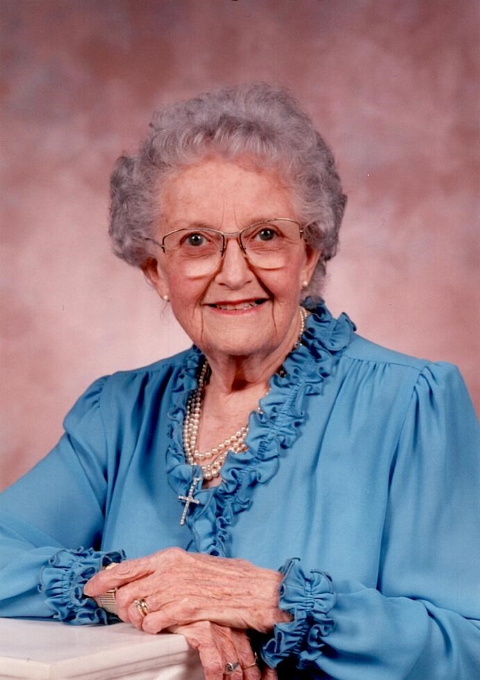 Violet Comar Obituary - Courtenay, BC