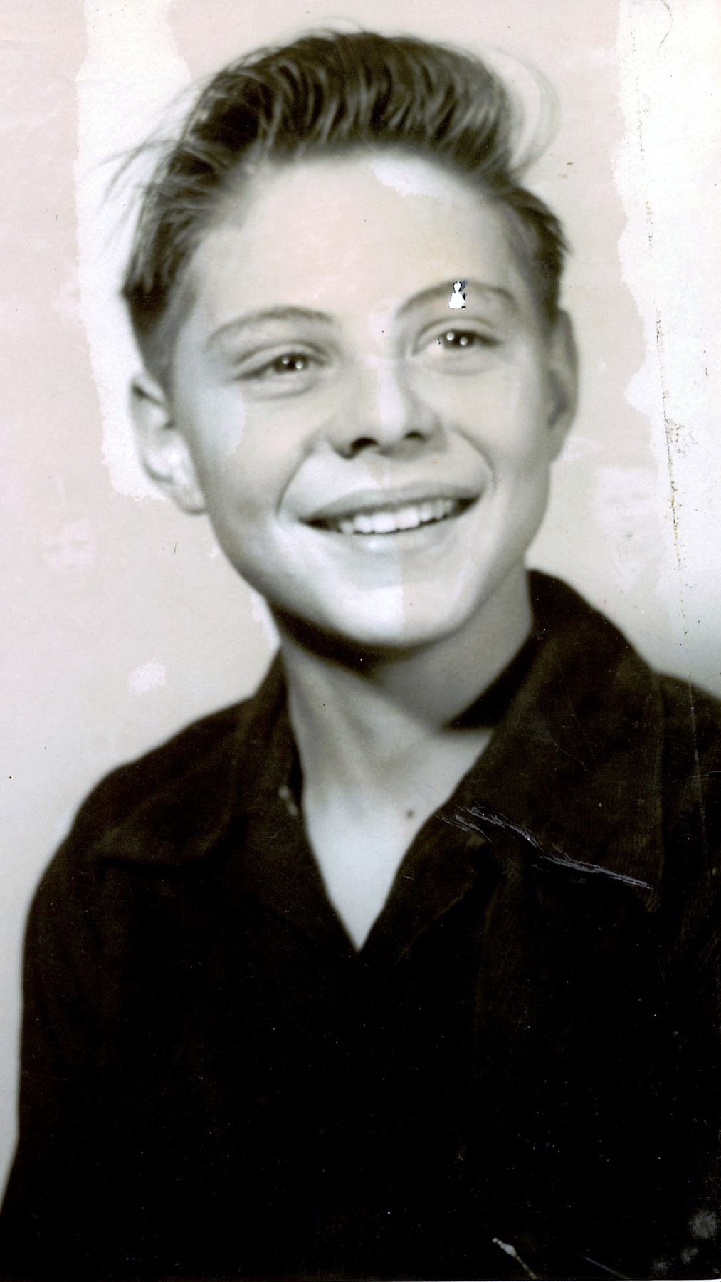 Danny Burcham's Instagram, Twitter & Facebook on IDCrawl