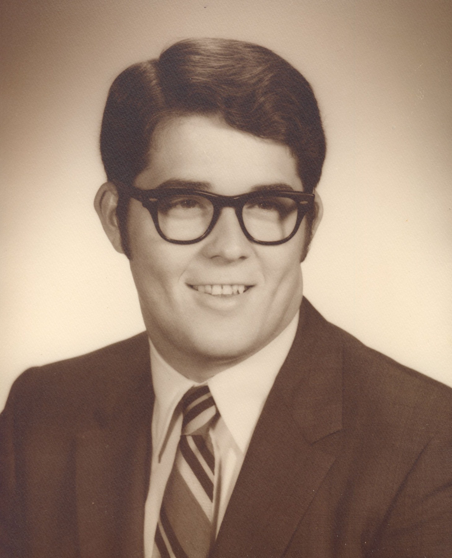 Larry Roth's Instagram, Twitter & Facebook on IDCrawl