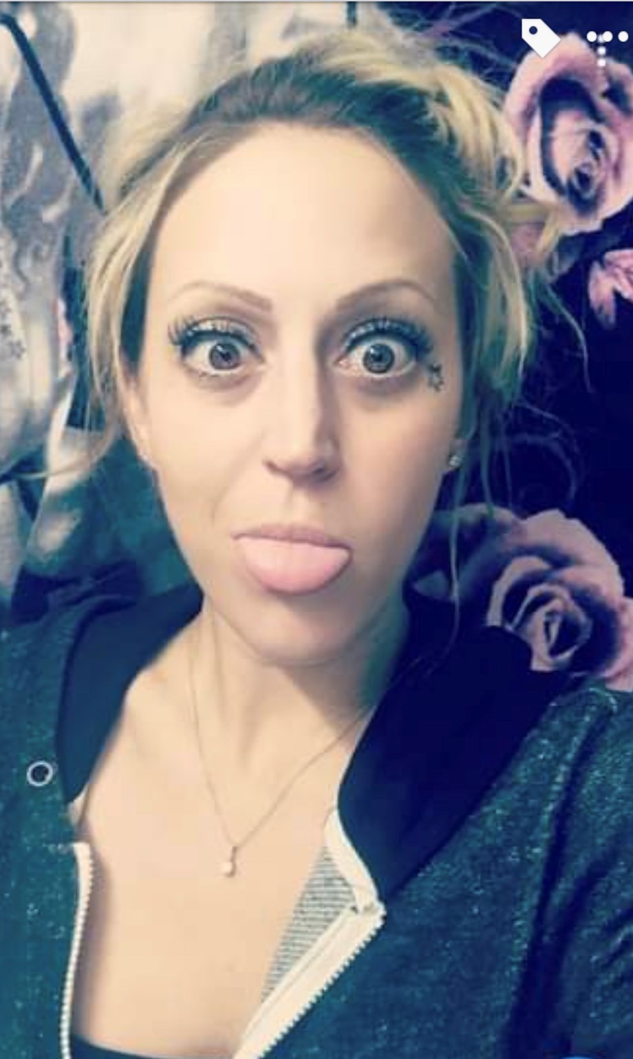 Ashley Nicole's Instagram, Twitter & Facebook on IDCrawl