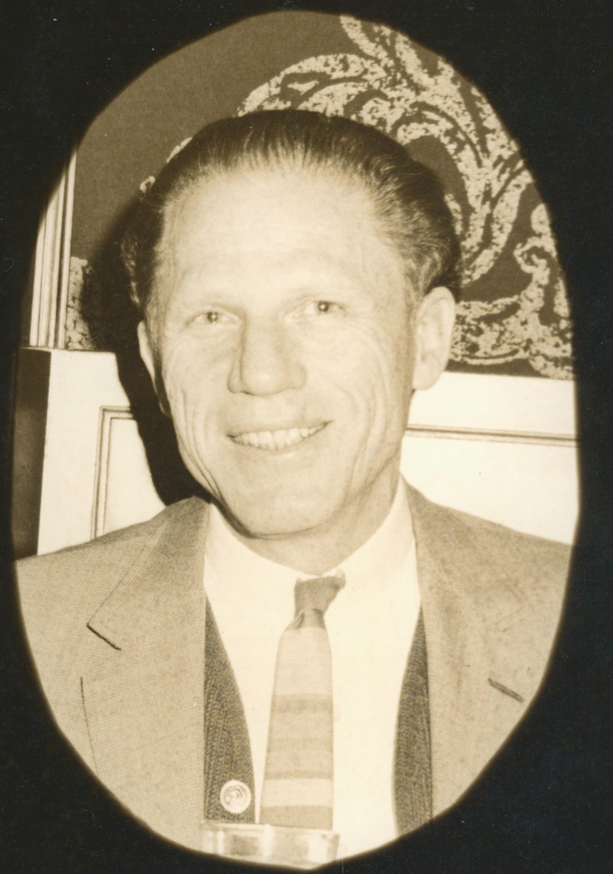 Karen Bierbaum's Instagram, Twitter & Facebook on IDCrawl