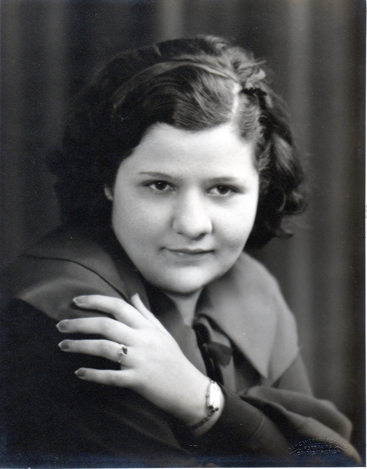 Kristen Hawes's Instagram, Twitter & Facebook on IDCrawl