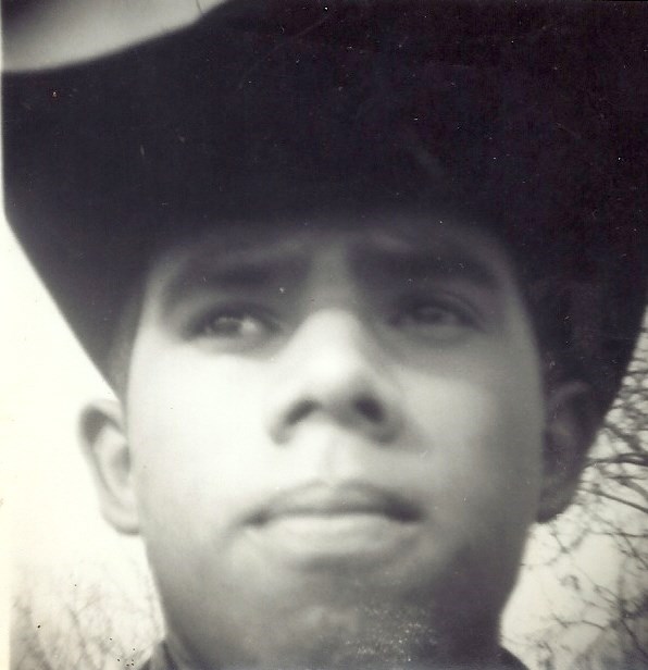 Manuel Saenz's Instagram, Twitter & Facebook on IDCrawl