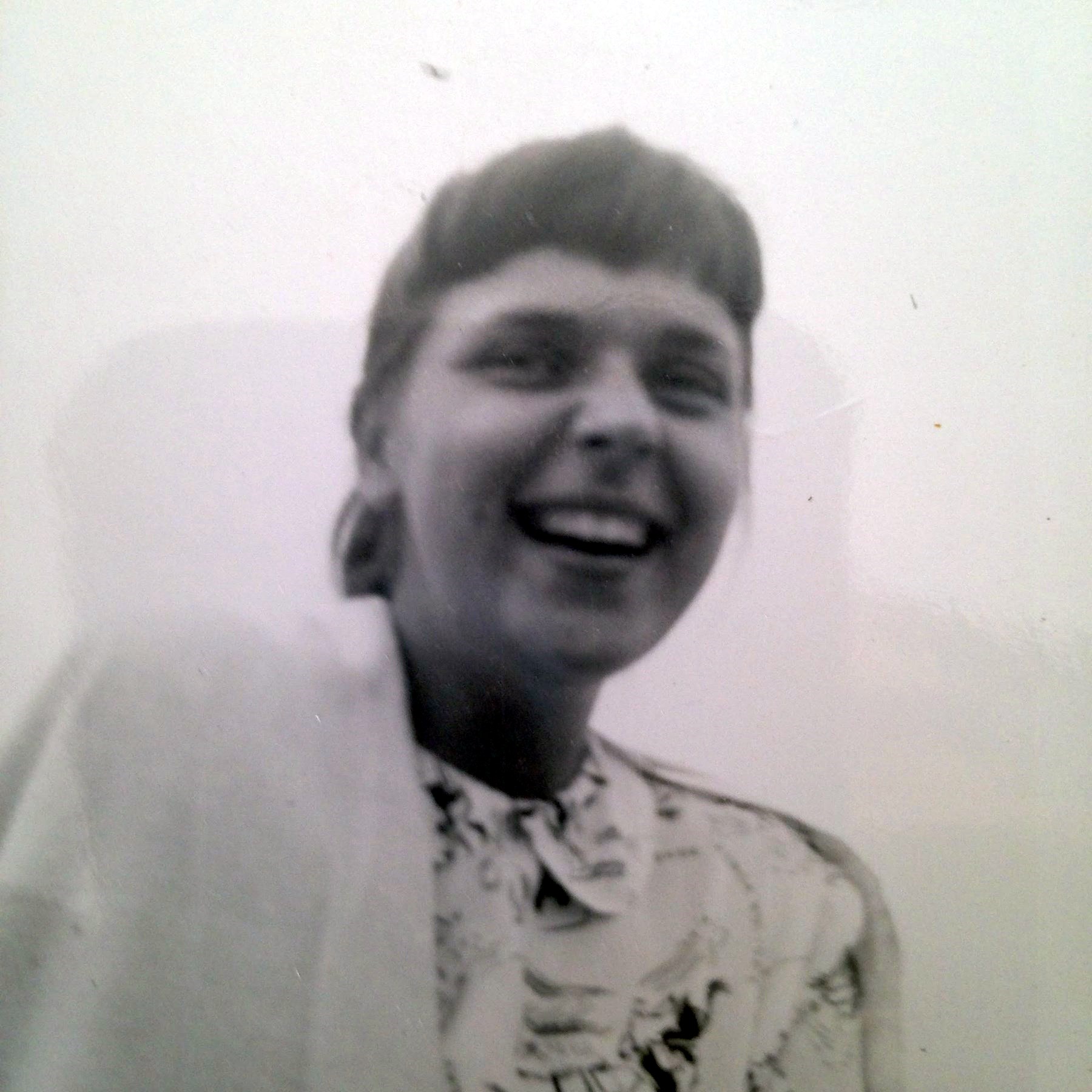 Anna Pitzer's Instagram, Twitter & Facebook on IDCrawl