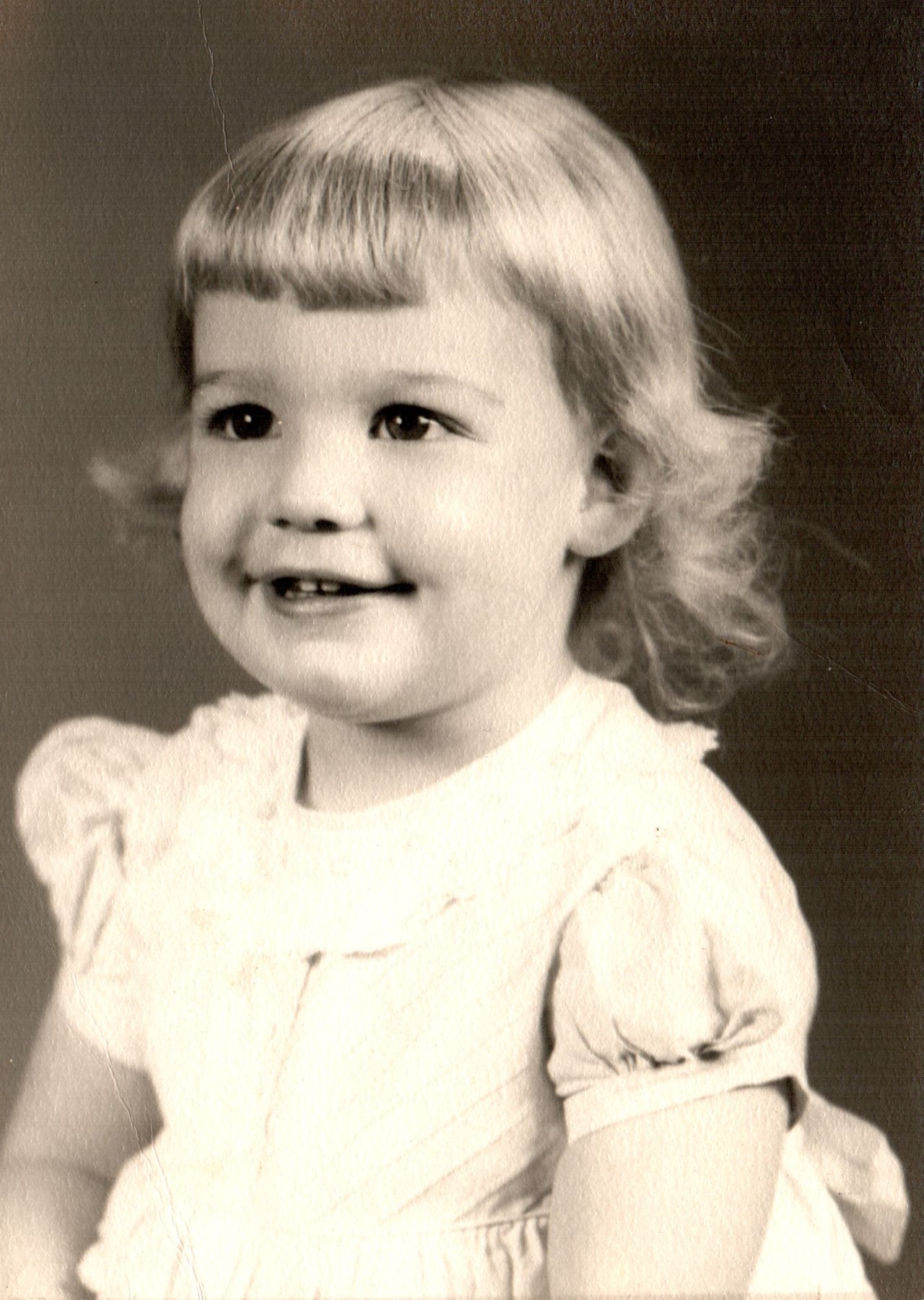 Beverly Mills's Instagram, Twitter & Facebook on IDCrawl