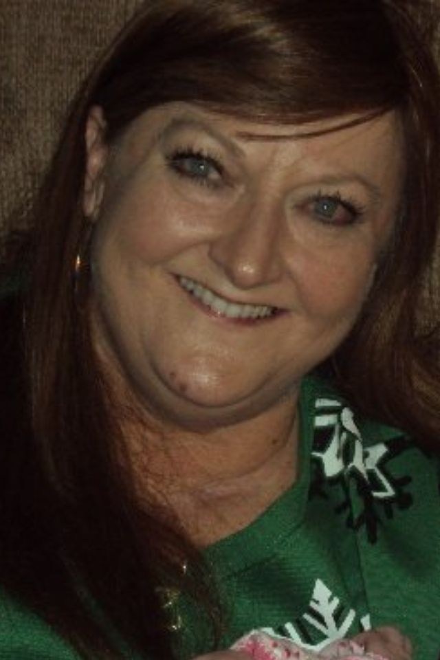 Connie Meadows's Instagram, Twitter & Facebook on IDCrawl