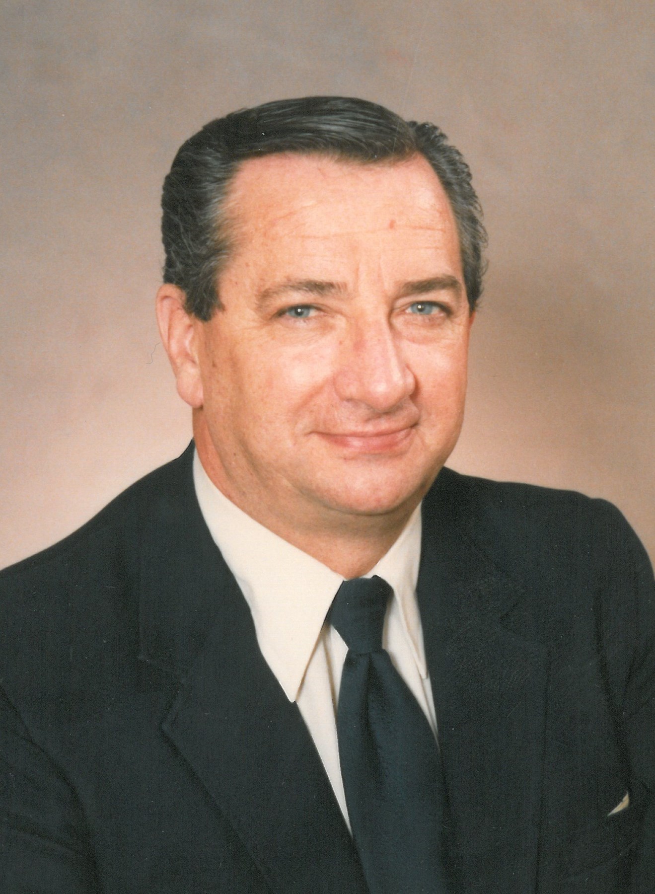 Ronald Benson's Instagram, Twitter & Facebook on IDCrawl