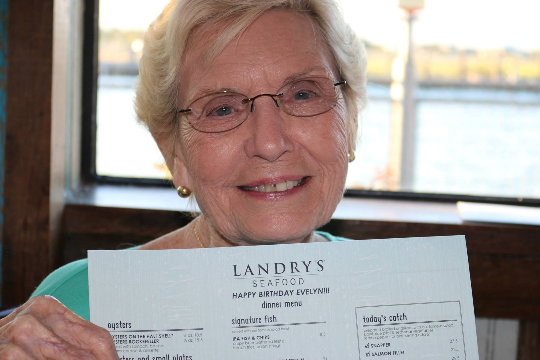 Evelyn Oconnor's Instagram, Twitter & Facebook on IDCrawl