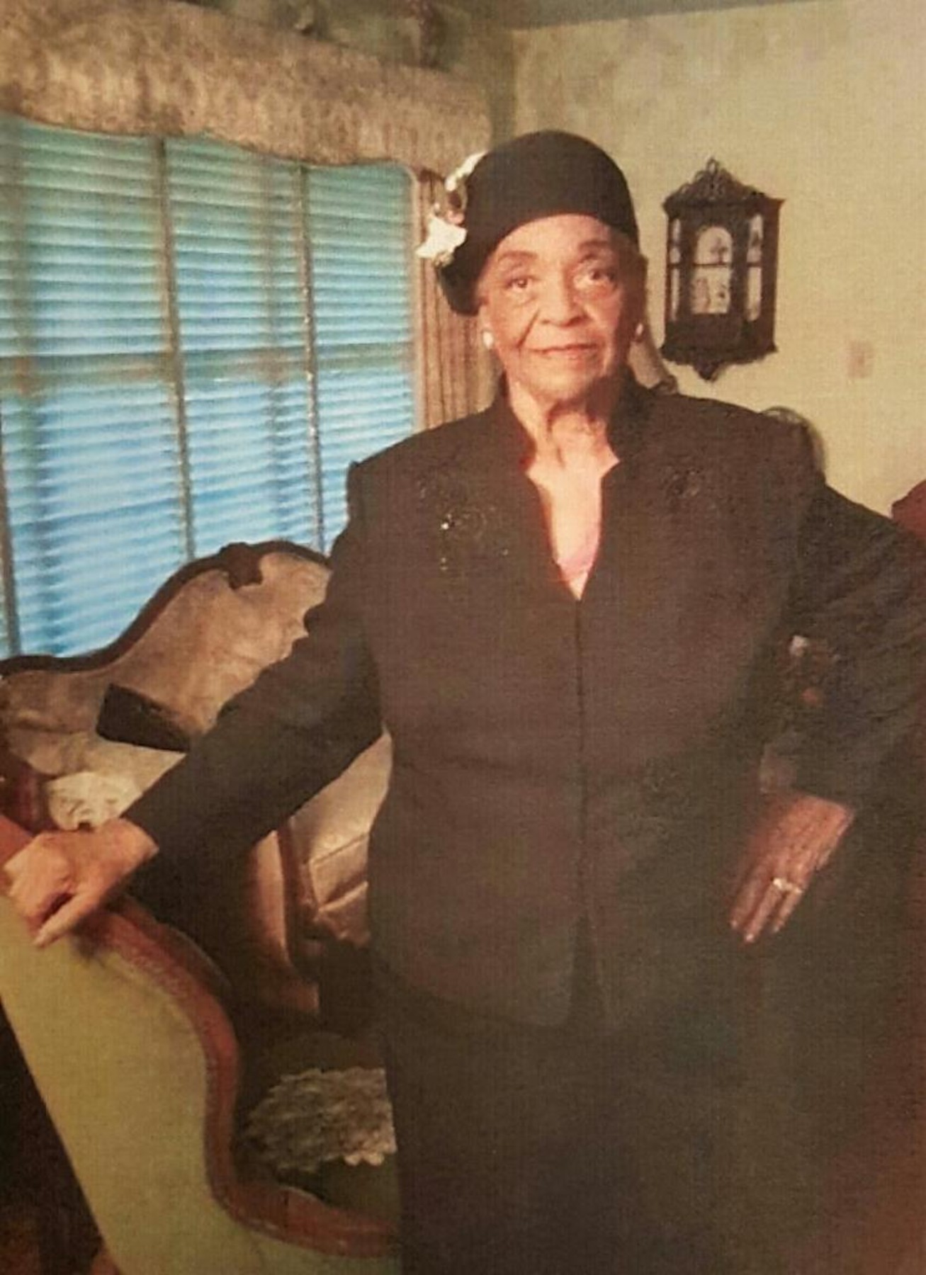 Hallie Bell Obituary - Austin, TX