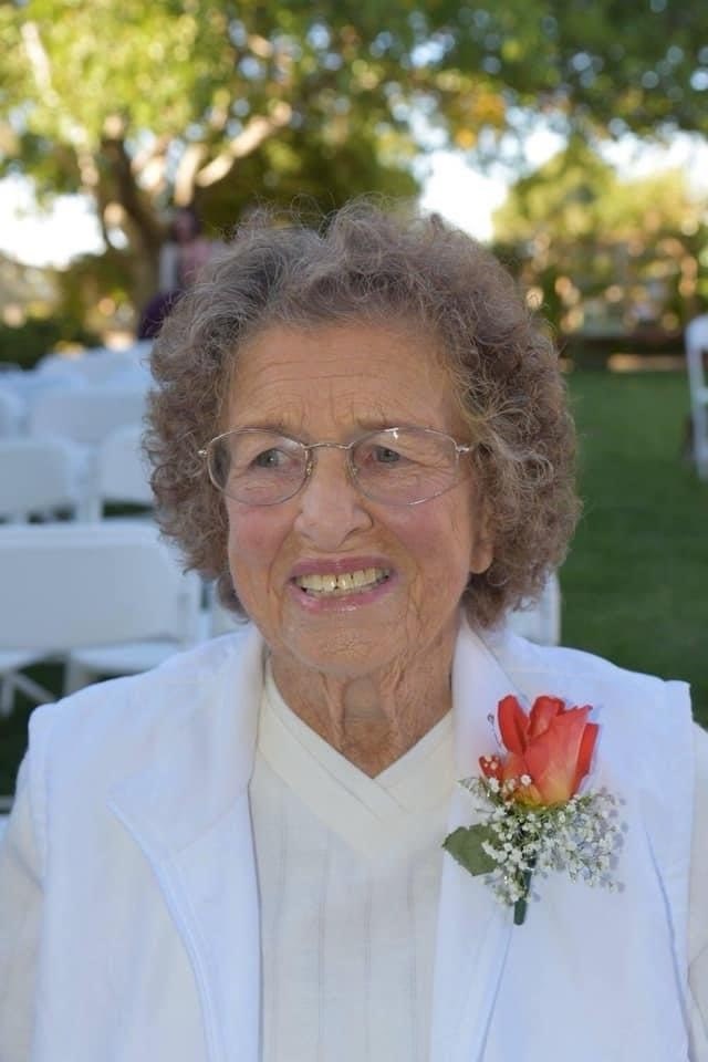 Annie Garza Obituary - Hanford, CA