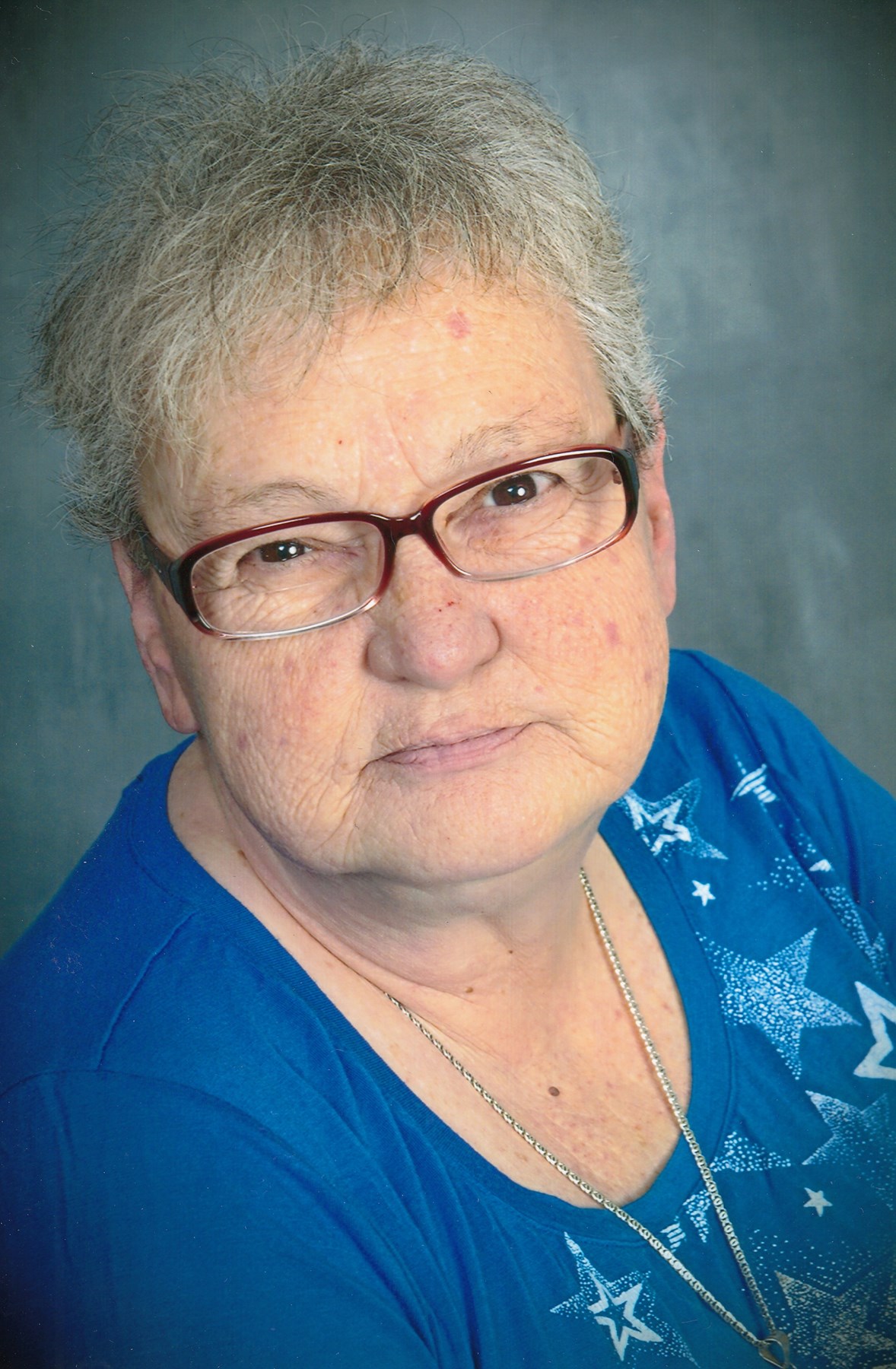 Sandy Sweeney's Instagram, Twitter & Facebook on IDCrawl