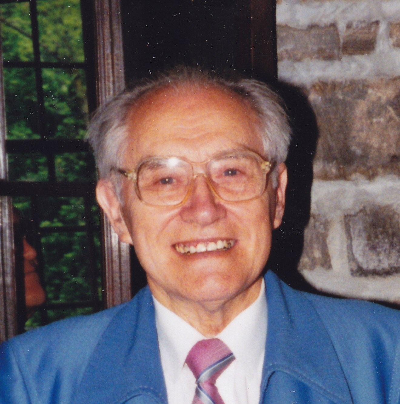 Mr. Bogdan "Bob" Radesch Obituary - Hamilton, ON