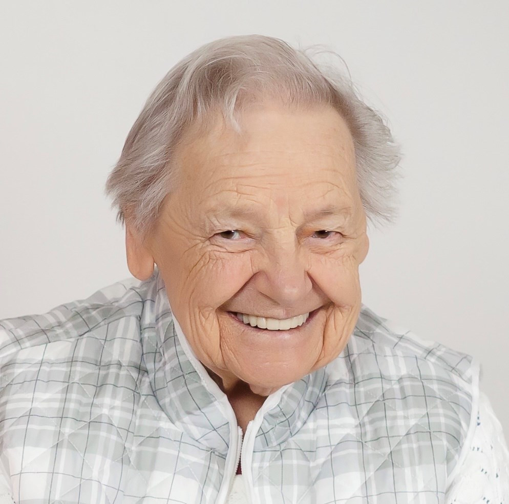 Cicely Douglas Wallace Jones Obituary - Kitchener, ON