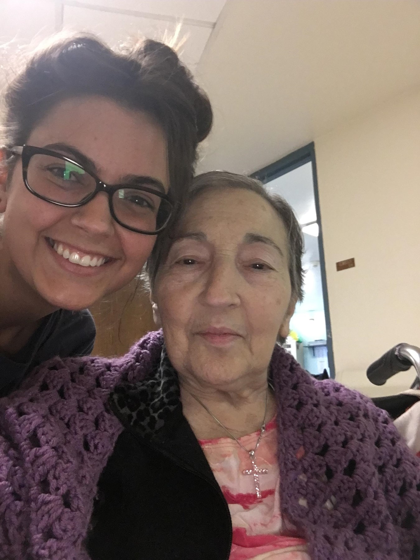 Catherine Farrell's Instagram, Twitter & Facebook on IDCrawl