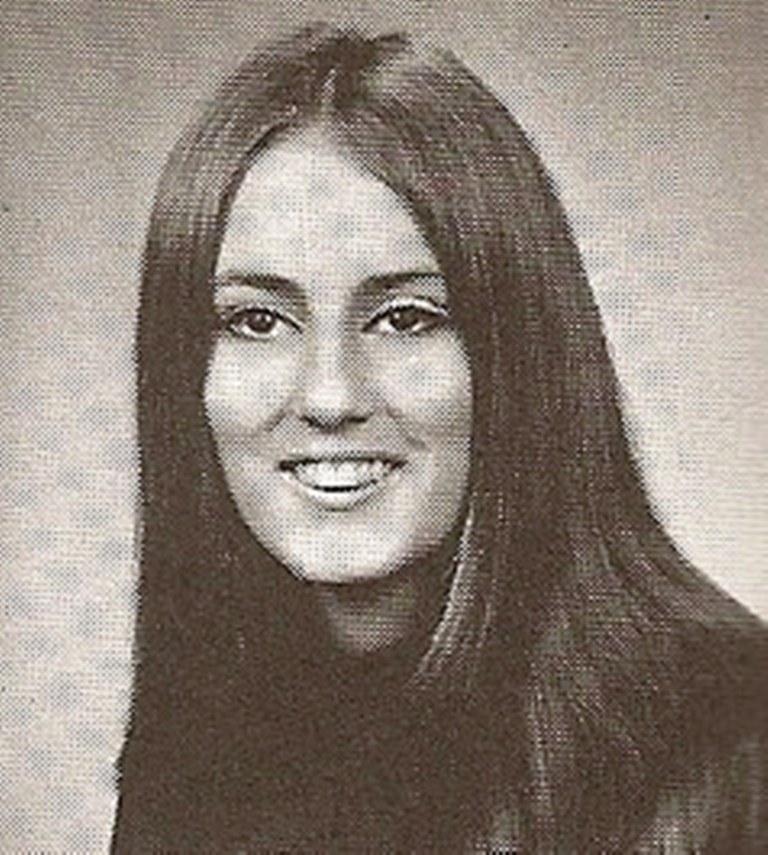 Suzanne Becker's Instagram, Twitter & Facebook on IDCrawl