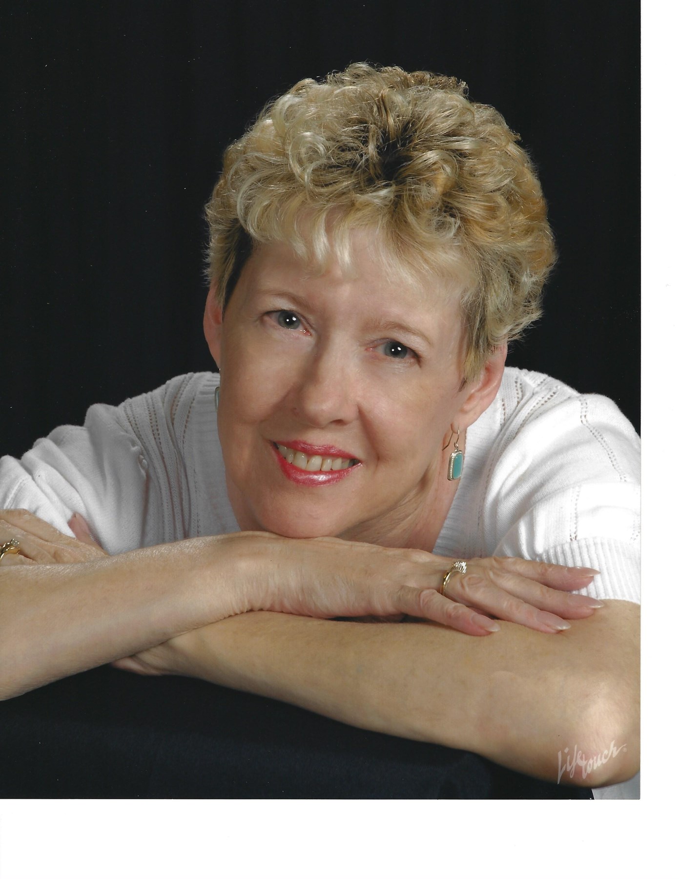 Charlotte Hull's Instagram, Twitter & Facebook on IDCrawl