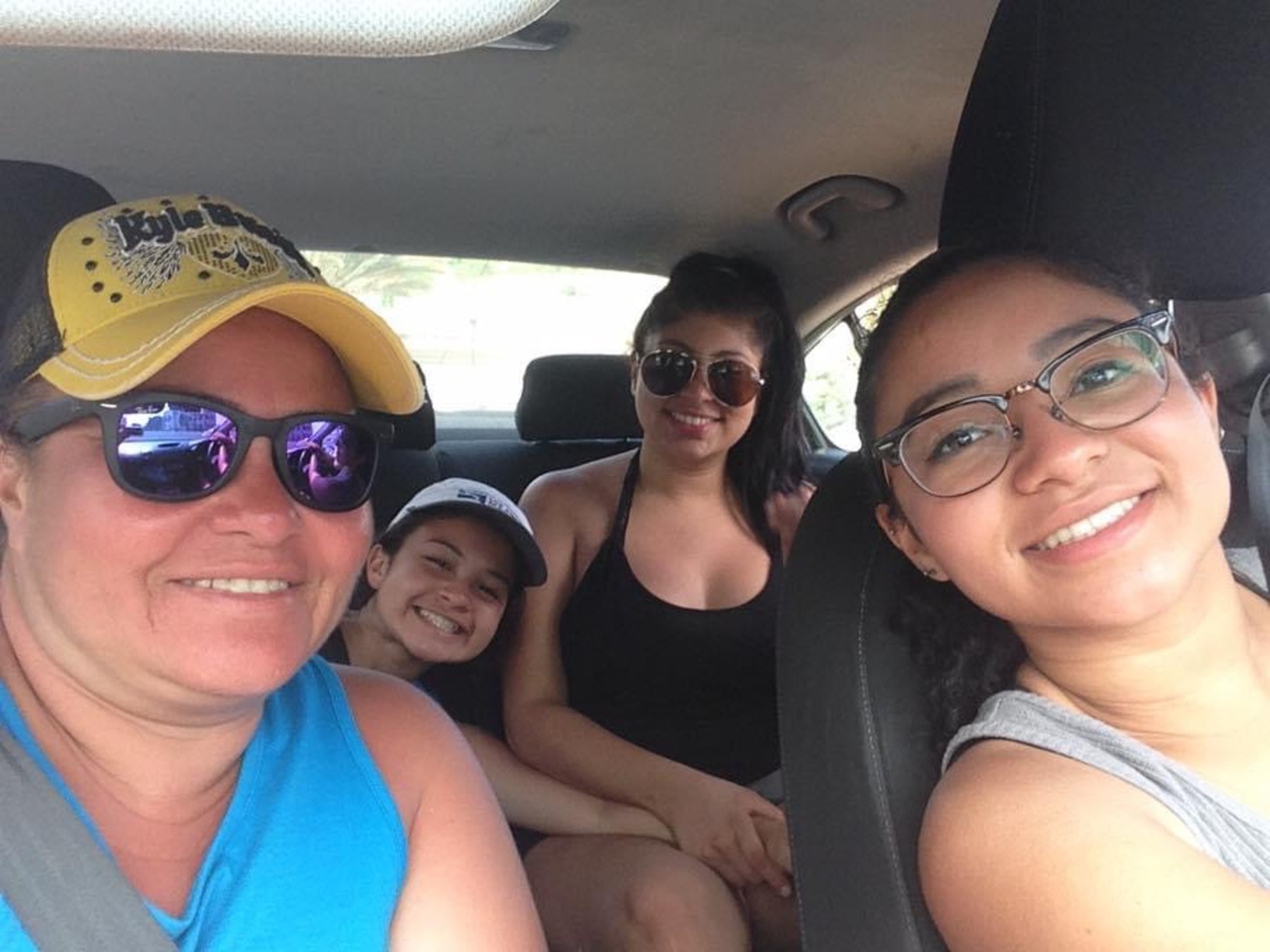 Adrian Padilla's Instagram, Twitter & Facebook on IDCrawl