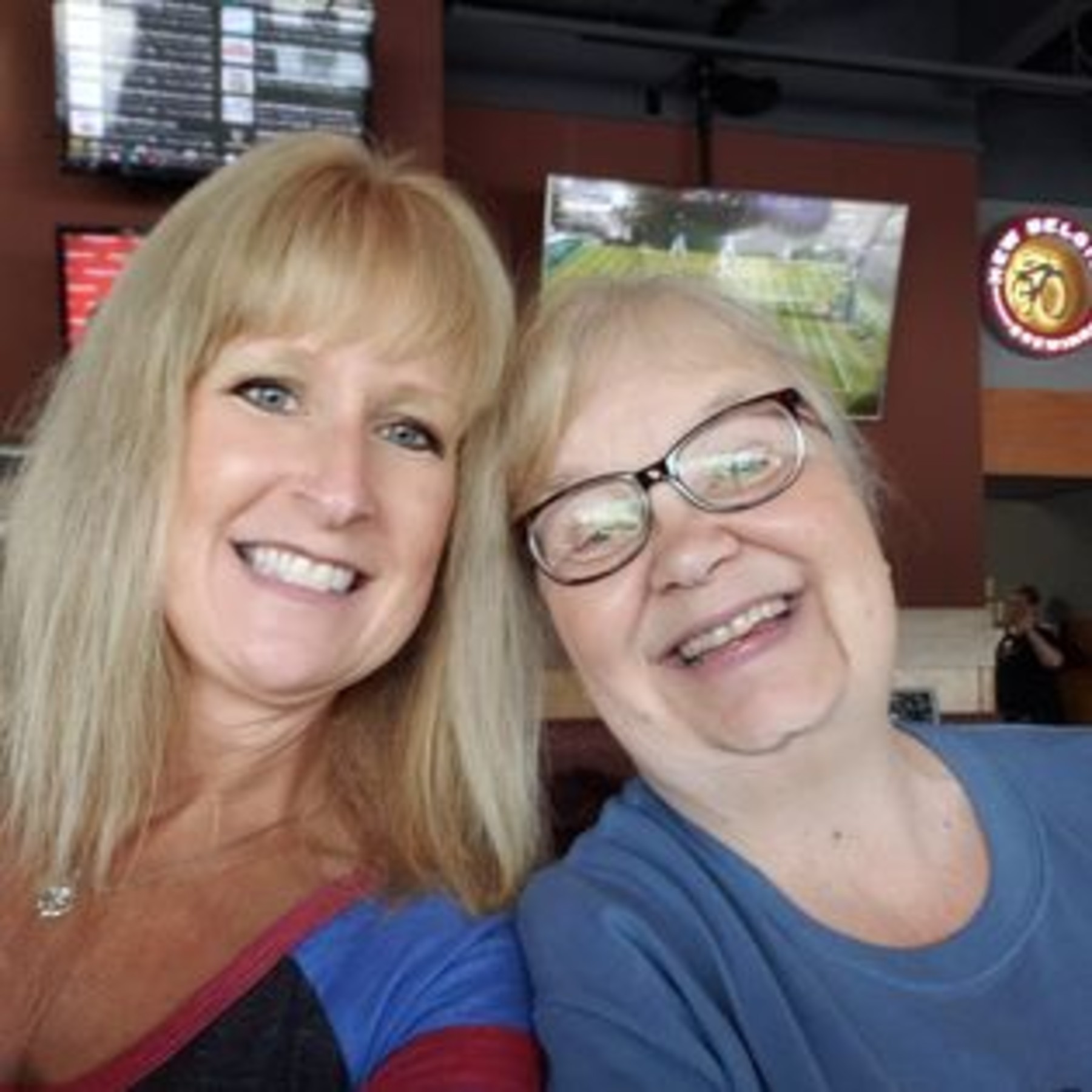 Connie Sanders's Instagram, Twitter & Facebook on IDCrawl