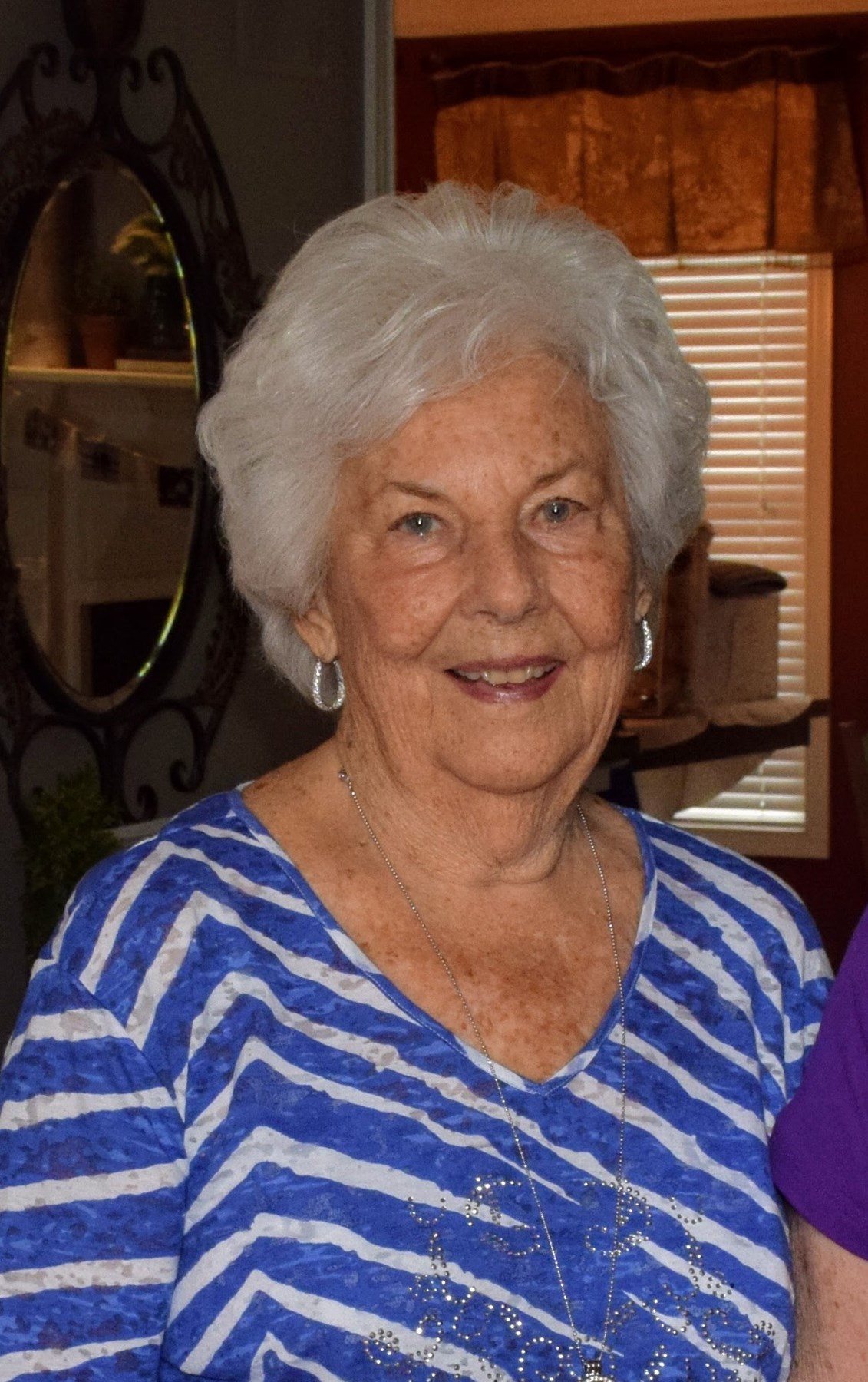 Lois McGinnis Obituary - Knoxville, TN