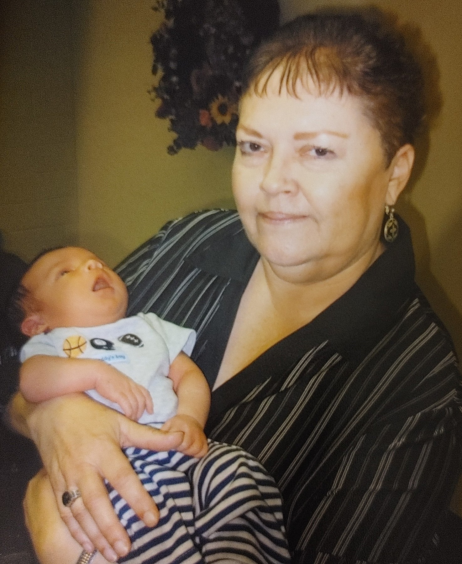 Sharon Roberts's Instagram, Twitter & Facebook on IDCrawl