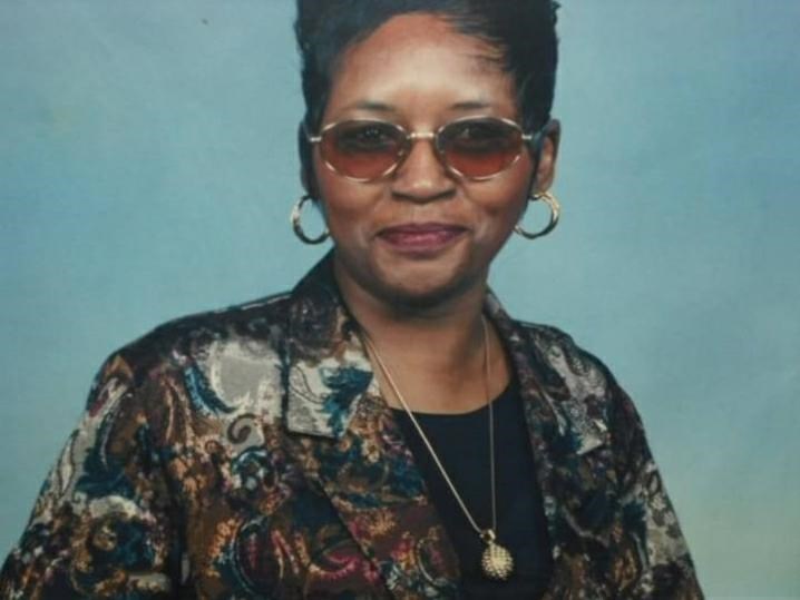 Betty Lou Tooley Obituary - Lagrange, KY