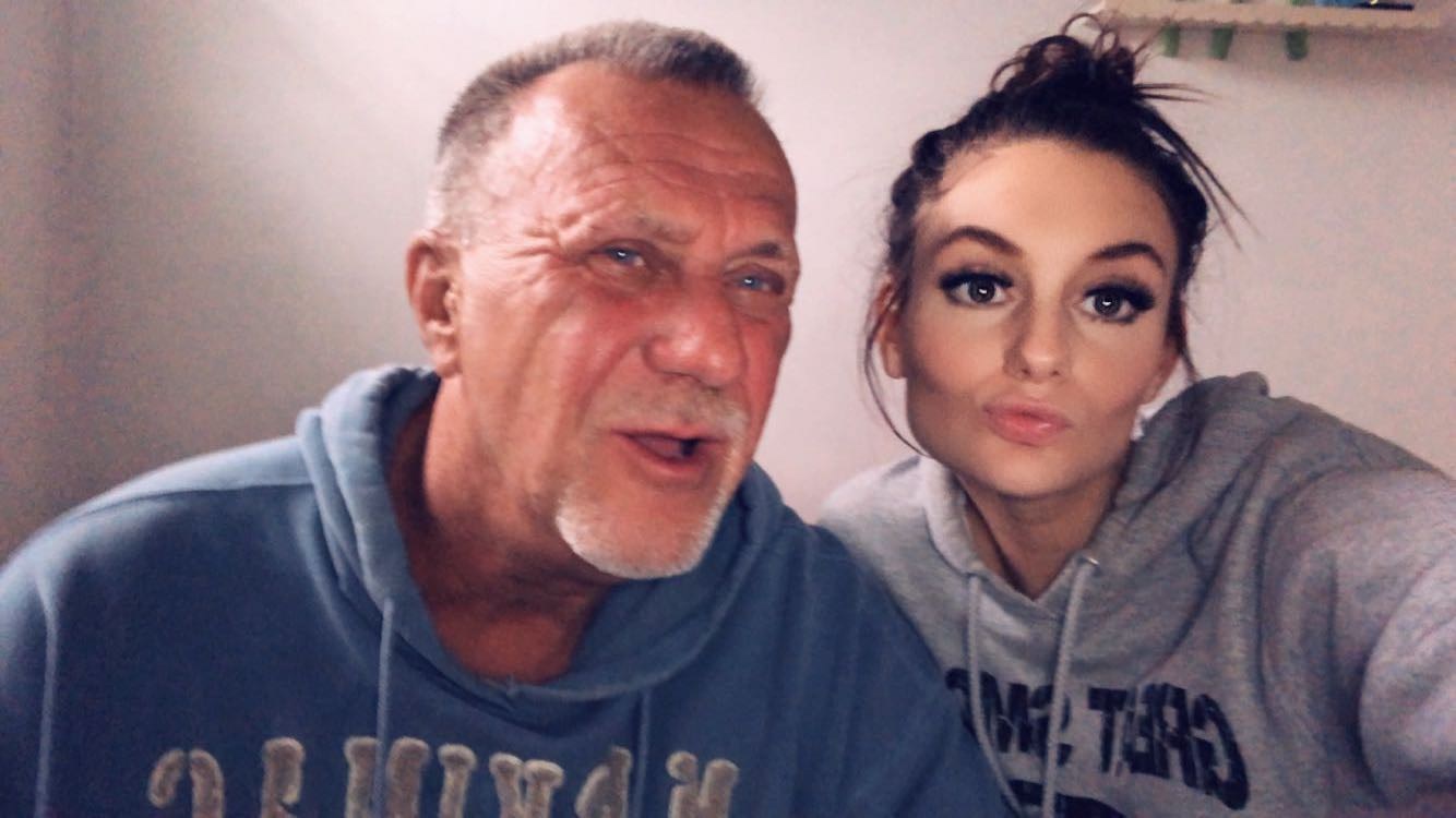 Tina Ziolkowski's Instagram, Twitter & Facebook on IDCrawl